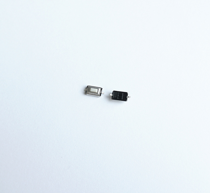 Малък, микро бутон 2pin 4,5x2x3mm незадържащ НО бял 12V 0,05A H=1mm ...